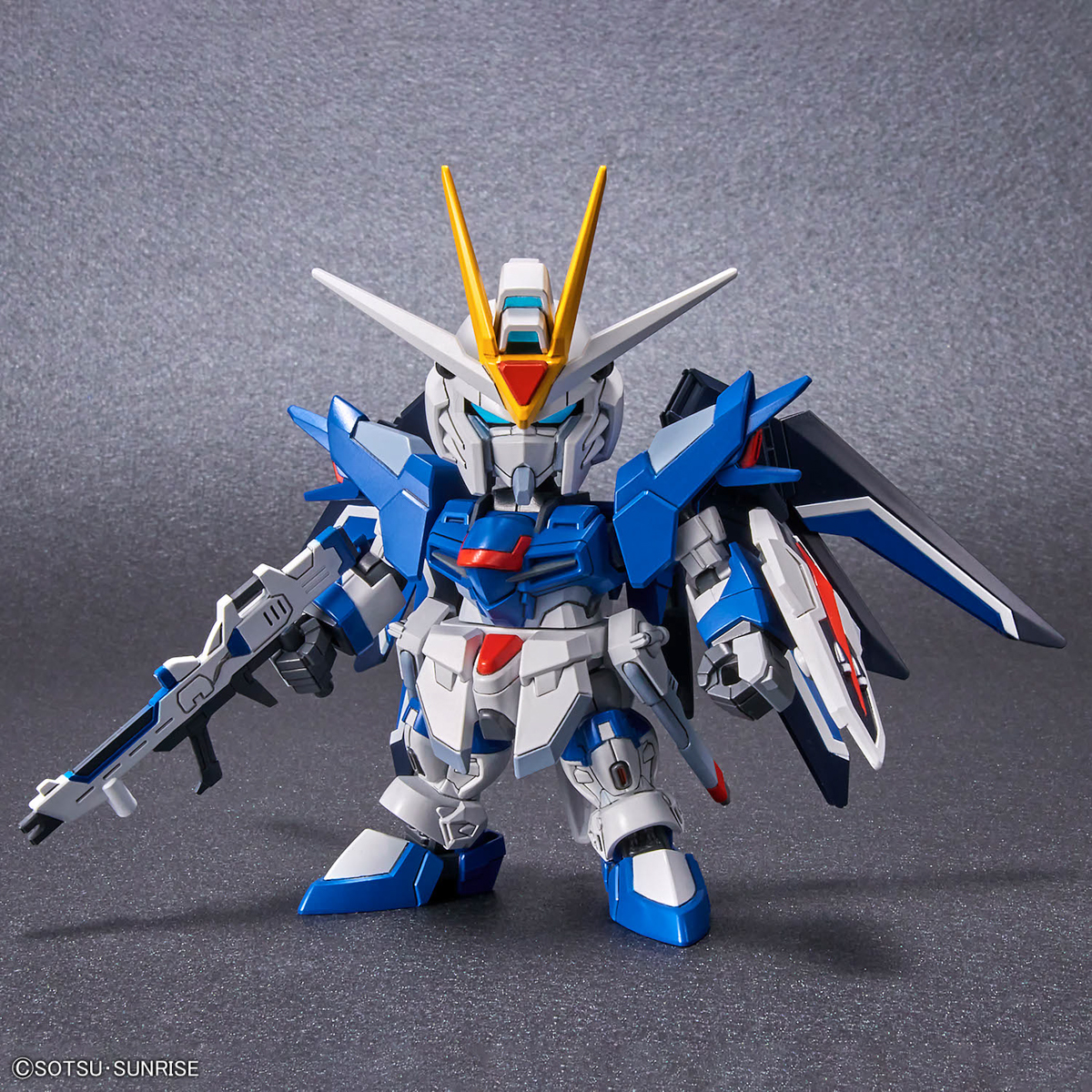 (Bandai) SD Gundam EX Standard Rising Freedom Gundam - Modeljeen Shop : Inspired by LnwShop.com (v2)